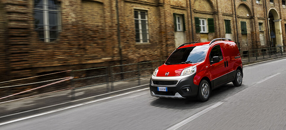 Commercial Vehicles ׀ Vans, Pick-ups & Trucks ׀ Fiat Professional