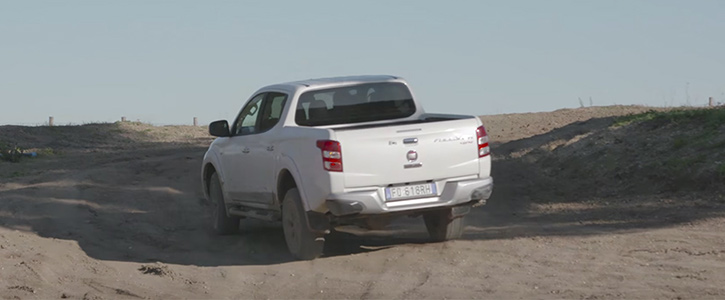 Fullback: off-road extreme test with Omniauto | Fiat Professional